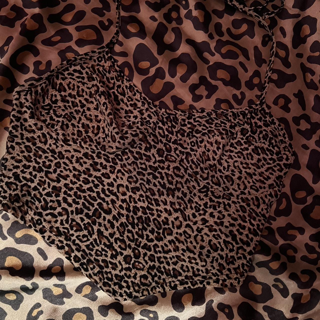 Cheetah Top 🖤 Cute simple cheetah halter top! Super... - Depop