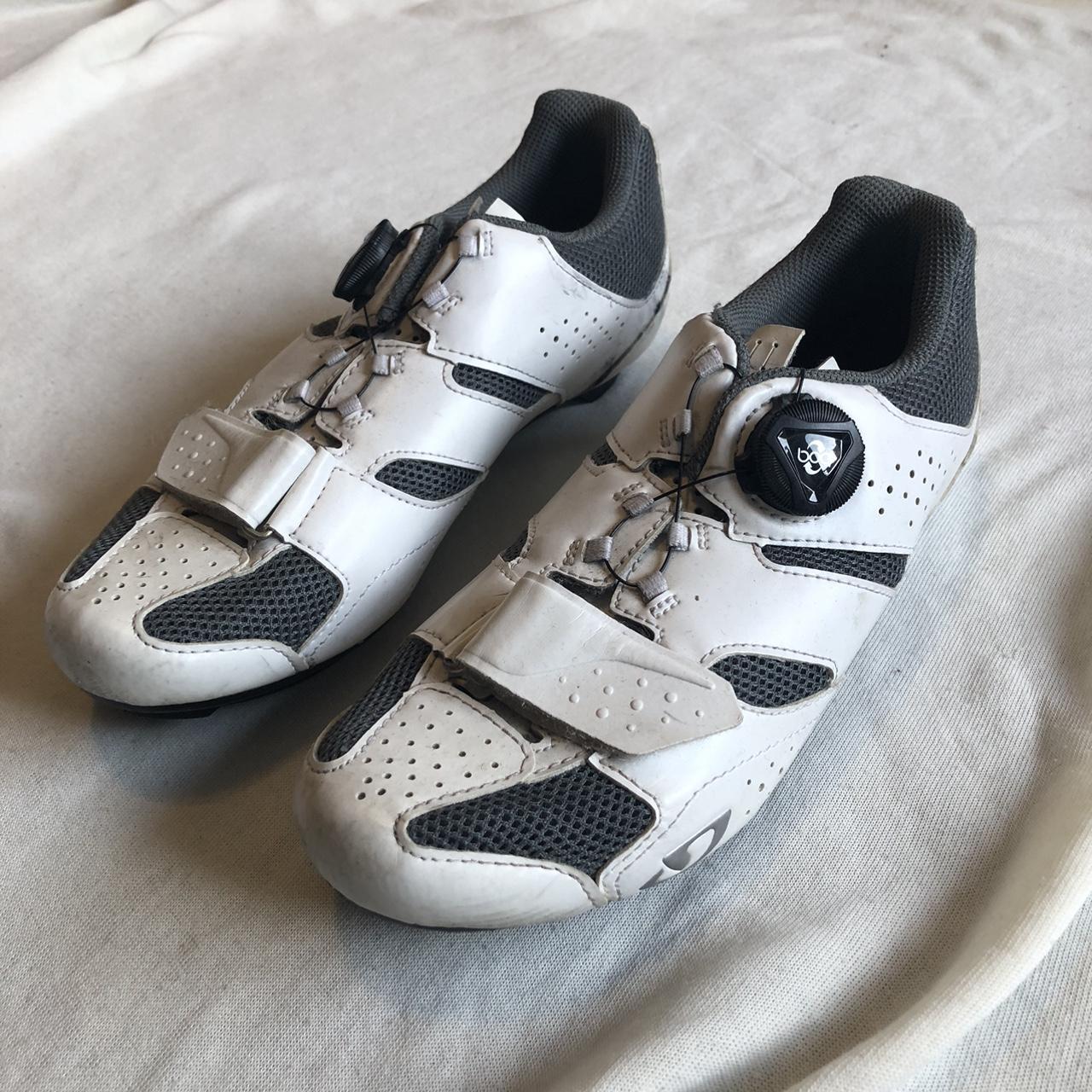 GIRO cycling shoes i love them so much, they look... - Depop