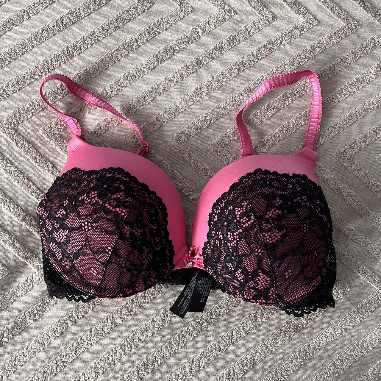 pink & black lacy push-up bra 32C never worn! brand... - Depop