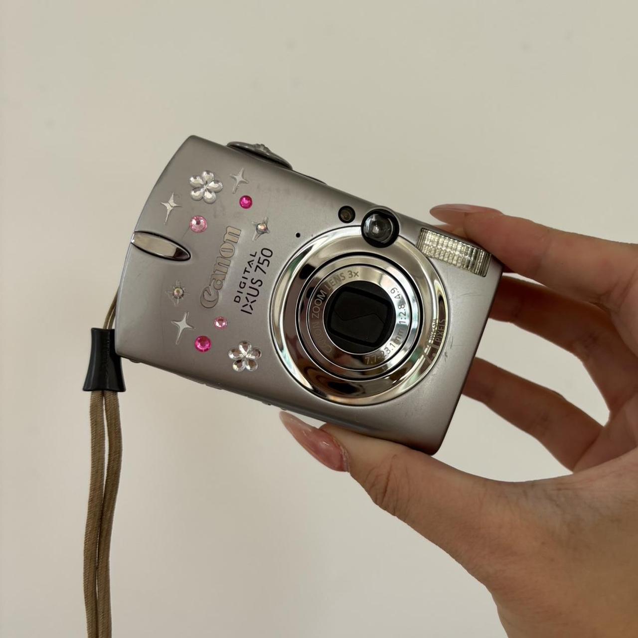 Canon Ixus Digital Camera Digi Cam in a silver IXUS... - Depop