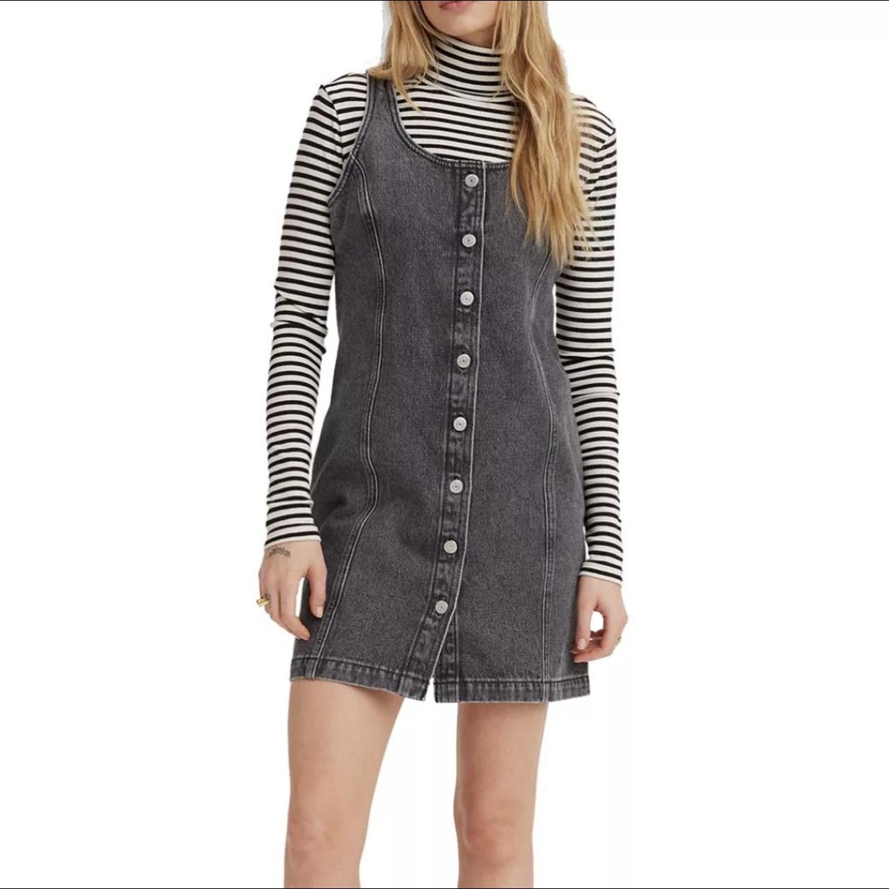 Levi’s Tuli Denim Dress 🖤 Brand new, never worn.... - Depop