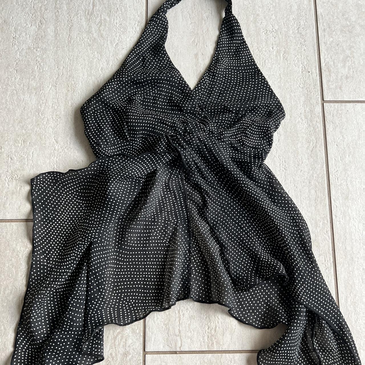 Y2k 2000s halter top Split front , unique hem Has... - Depop