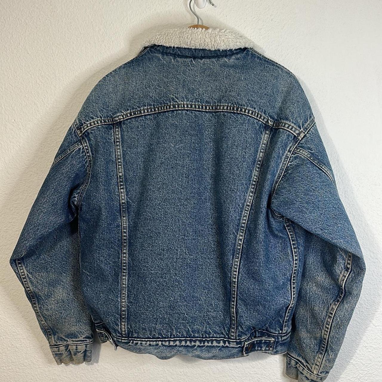 VTG 80s Levi Stone Wash Sherpa Lined Denim Trucker... - Depop