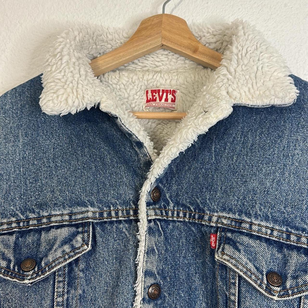 VTG 80s Levi Stone Wash Sherpa Lined Denim Trucker... - Depop