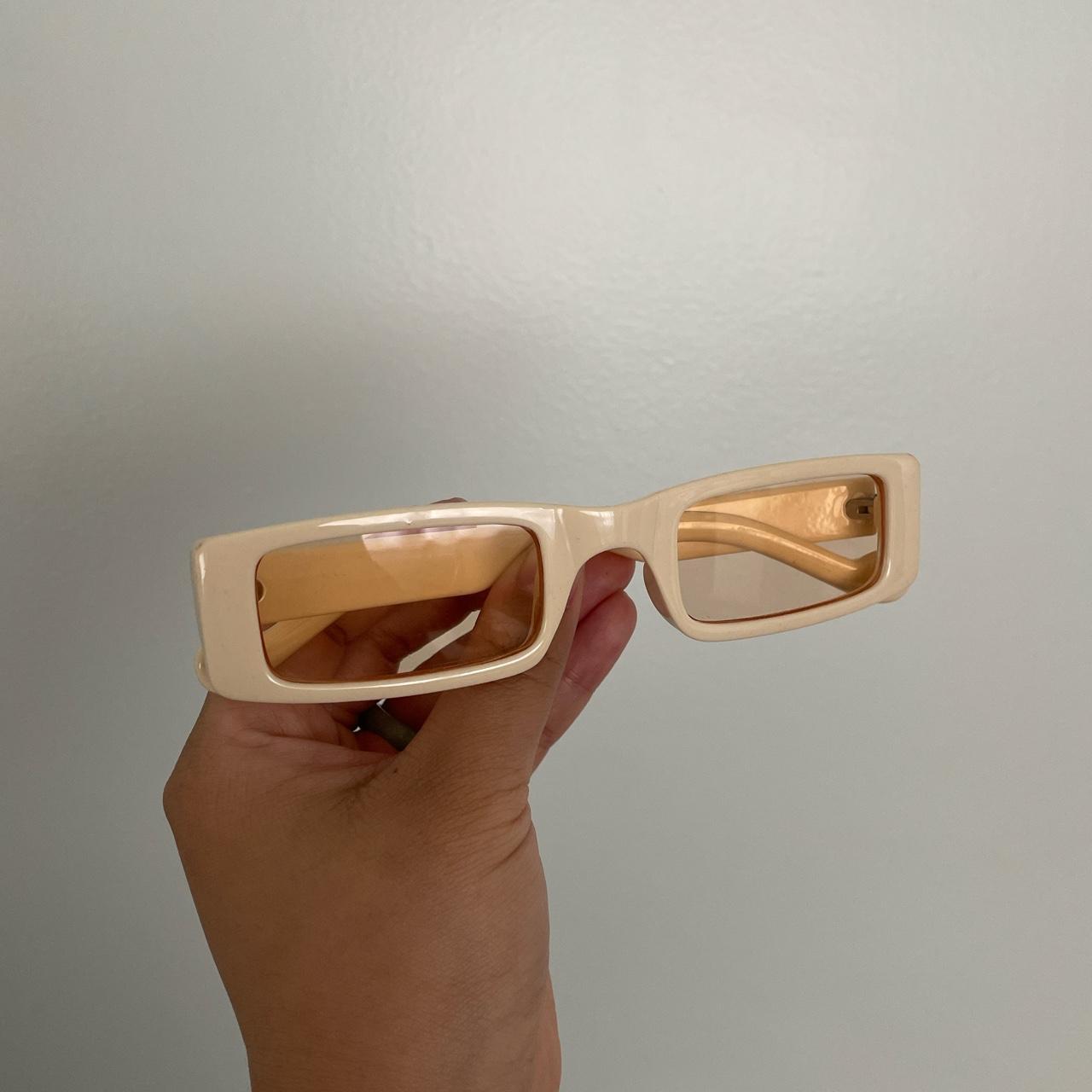 CREAM COLORED SUNGLASSES - Depop