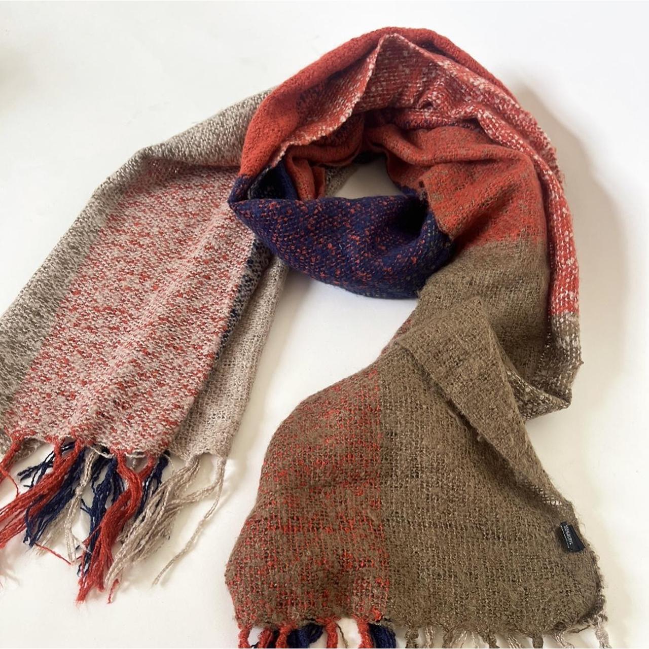 📋 Gorgeous Y2K knit scarf in multi earth tones.... - Depop