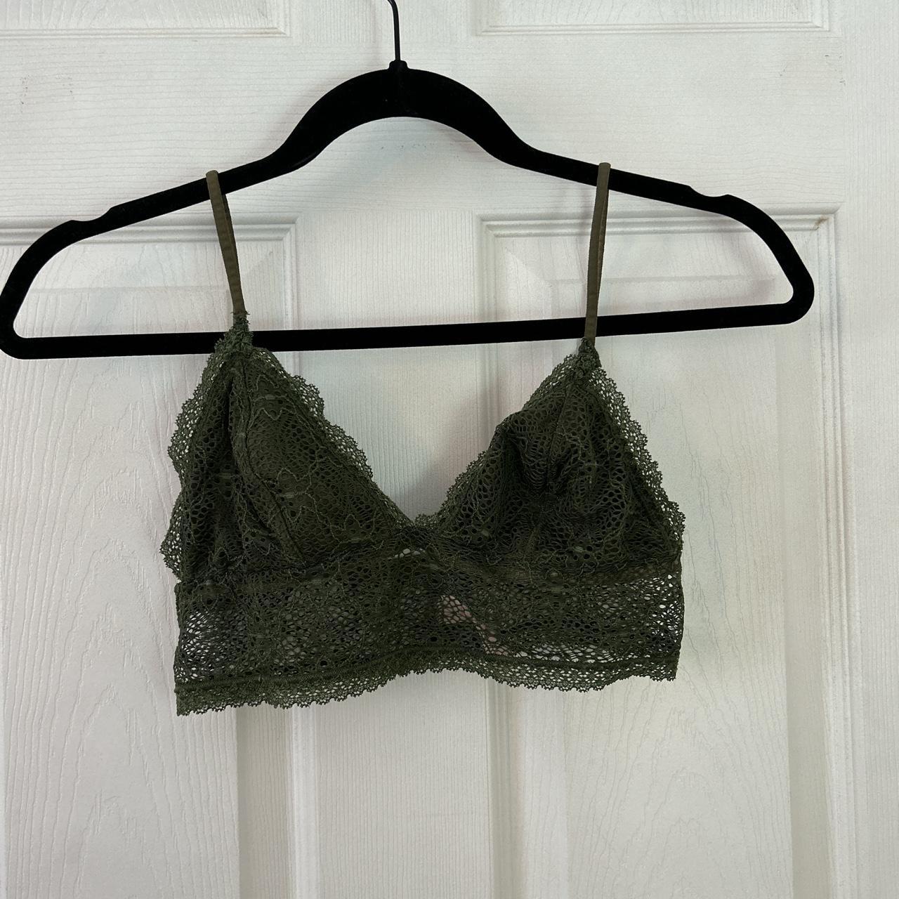 Green lace bralette -adjustable straps -soft and... - Depop