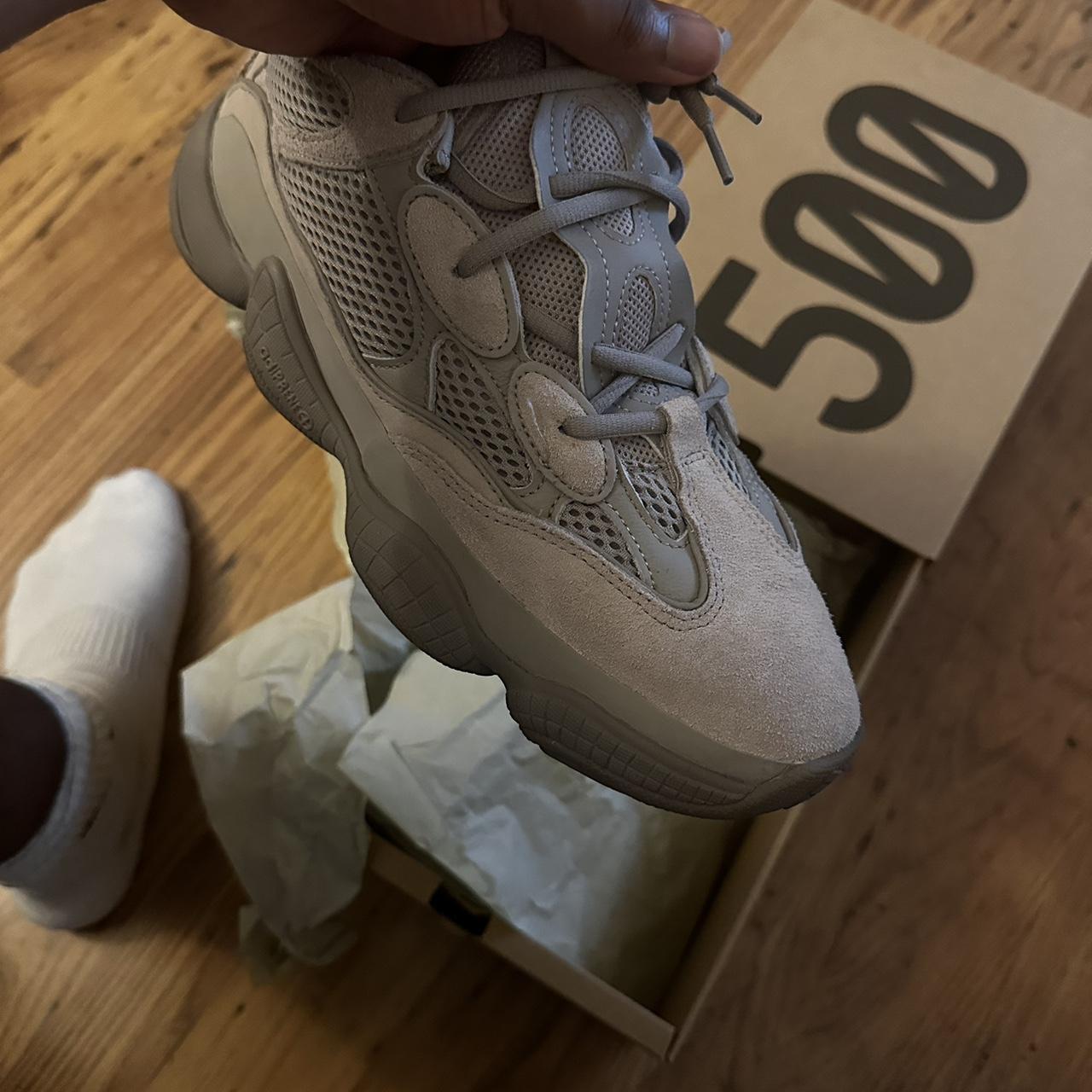 Yeezy 500 Ash Grey 10.5 Have been worn but still... - Depop