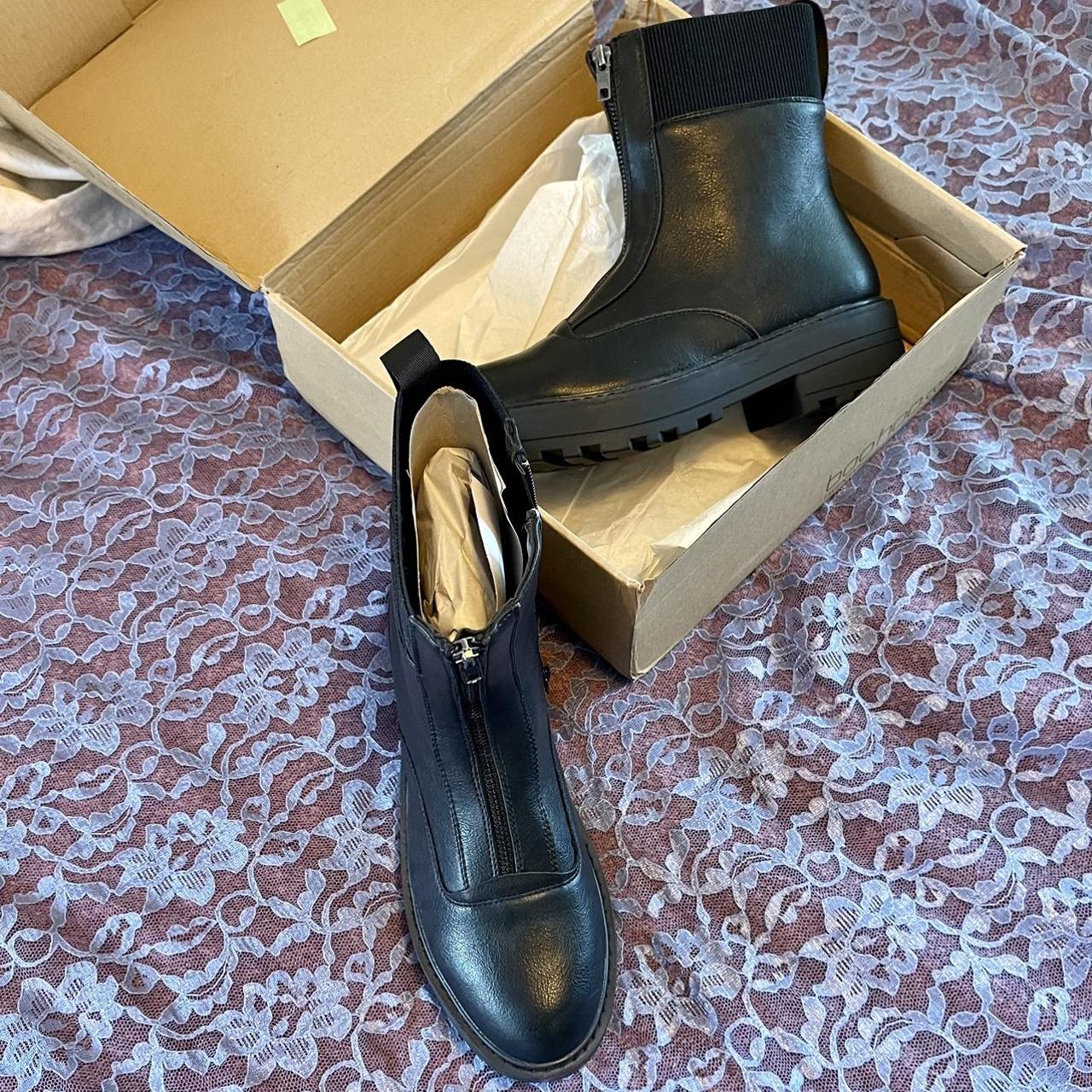 Cute chunky front zip boot i love these they just... - Depop