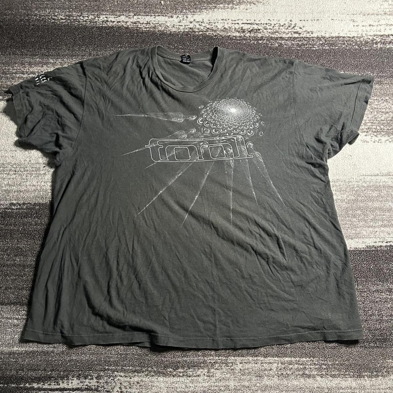 Tool Tour Tee Size XXL Free shipping on bundles - Depop