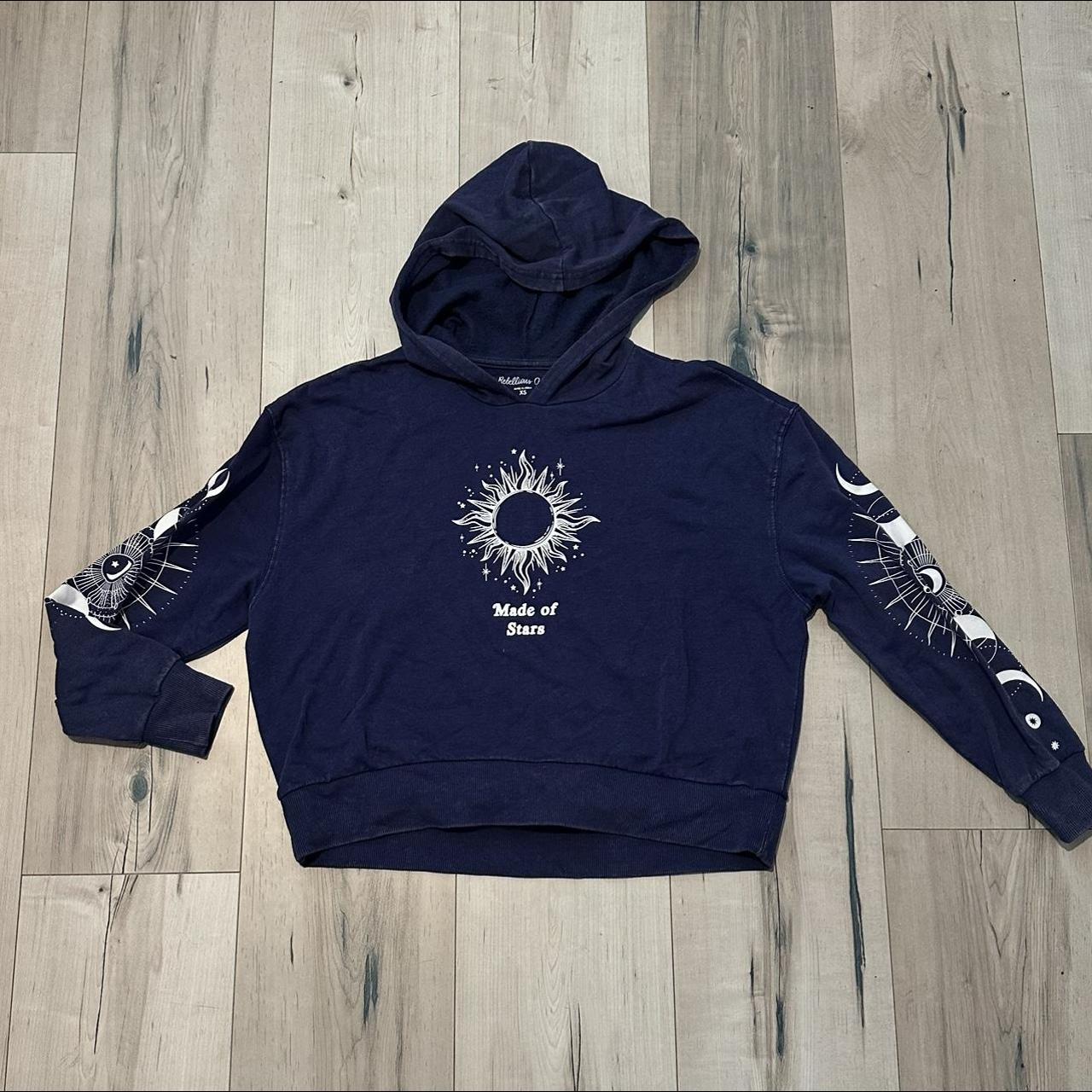 Rebellious One Stars Top - Depop