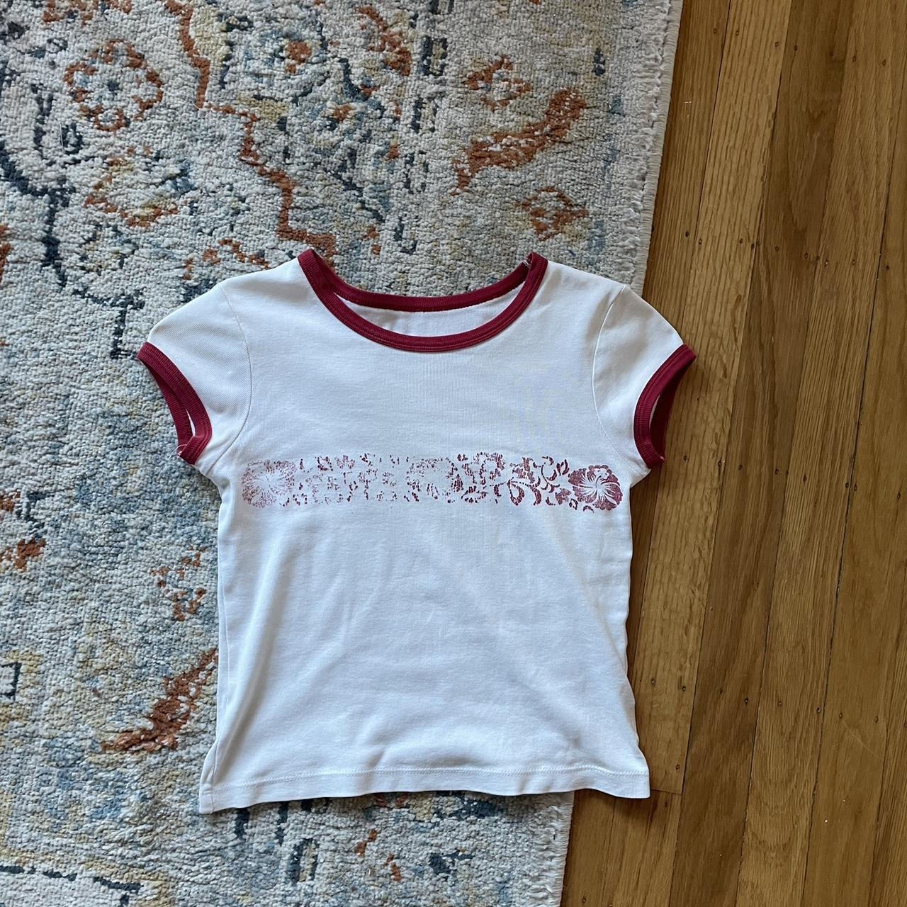 Retro ringer red and white Hawaiian flower print... - Depop