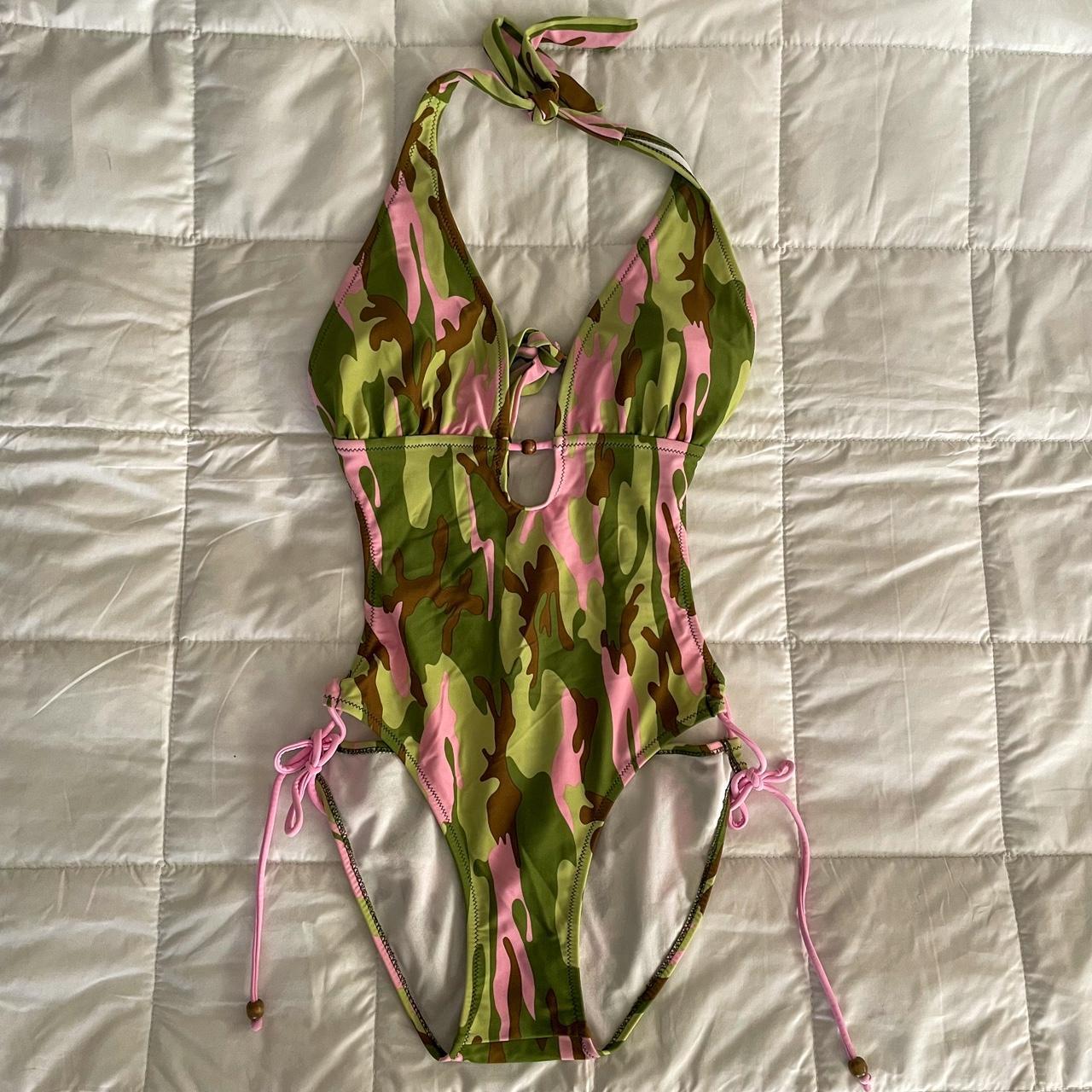 💚💖 Aloha Camo One Piece Swimsuit💖💚 Size S Has Depop