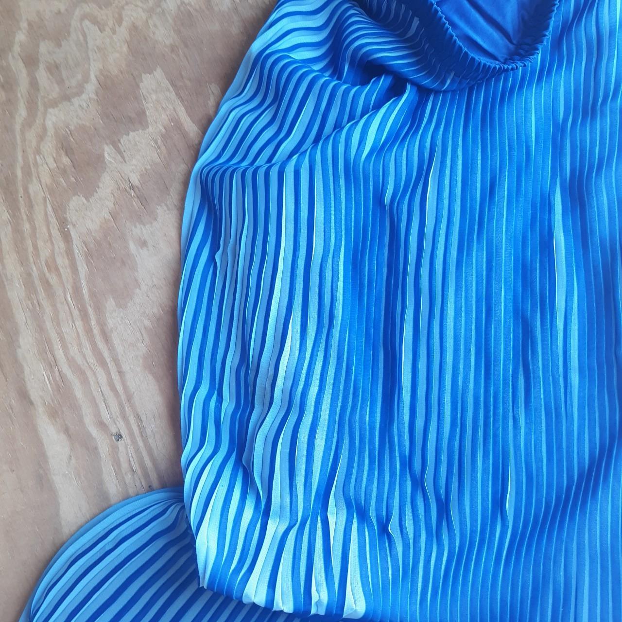 Pleated ocean aqua blue maxi skirt MEDIUM the... - Depop