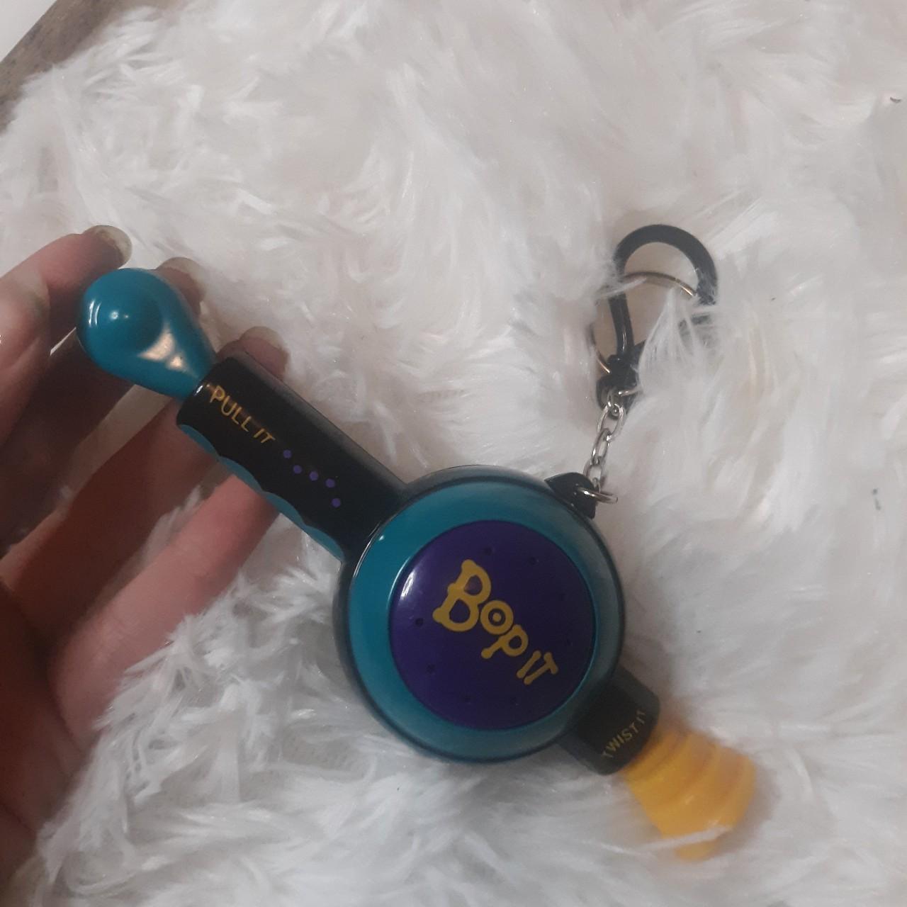 Vintage y2k 2000 Bop It mini keychain hard to find... - Depop