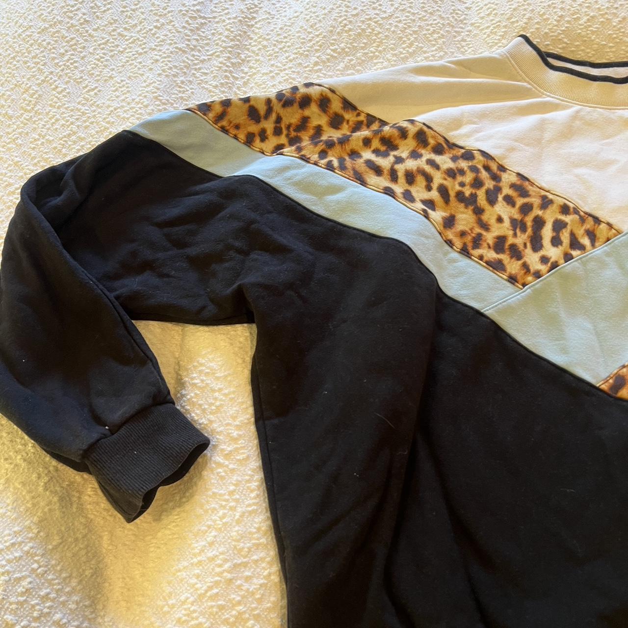 Jaggad jumper large - Depop