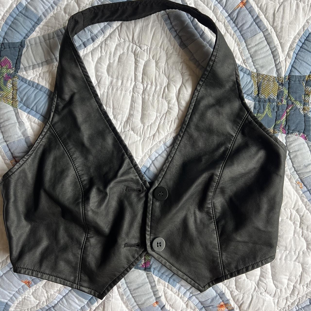 Black halter style Glasson's vest Made with... - Depop
