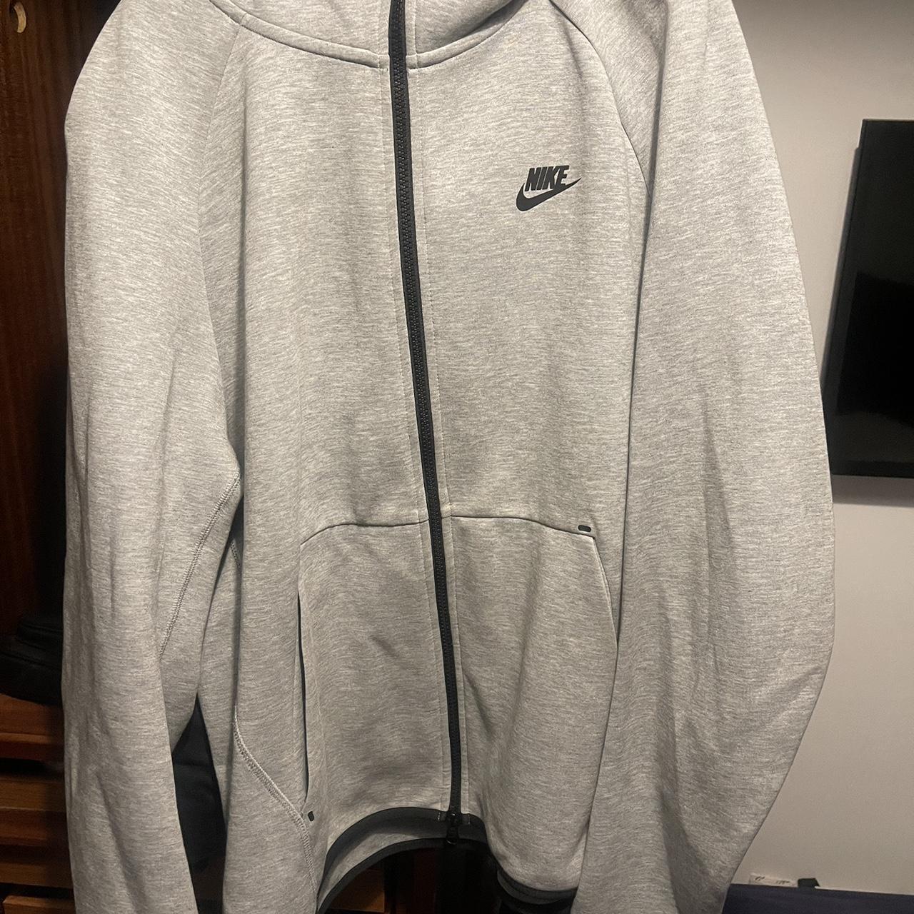 Nike Grey Tech Fleece Old season - Depop