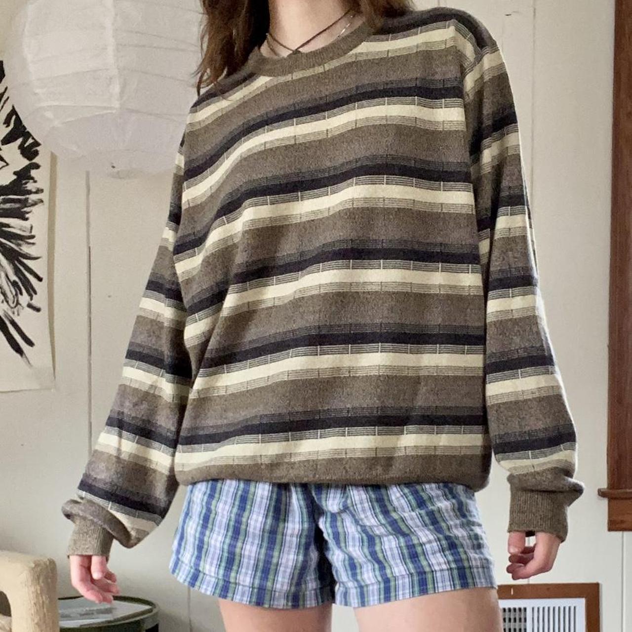 90s EARTHTONE SKATER SWEATER !!! description:... - Depop