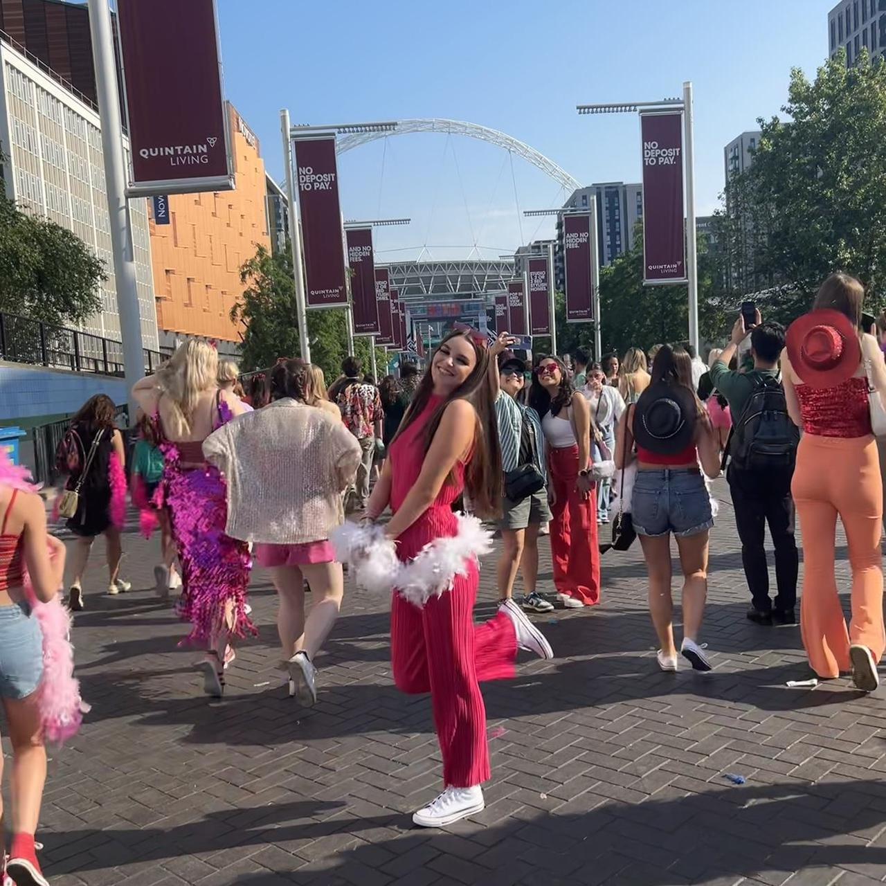 Boohoo plisse co-ord Very stretchy and comfortable... - Depop