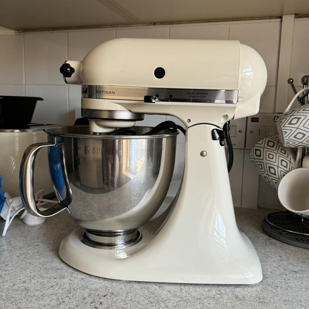 Kitchen aid cream - Depop