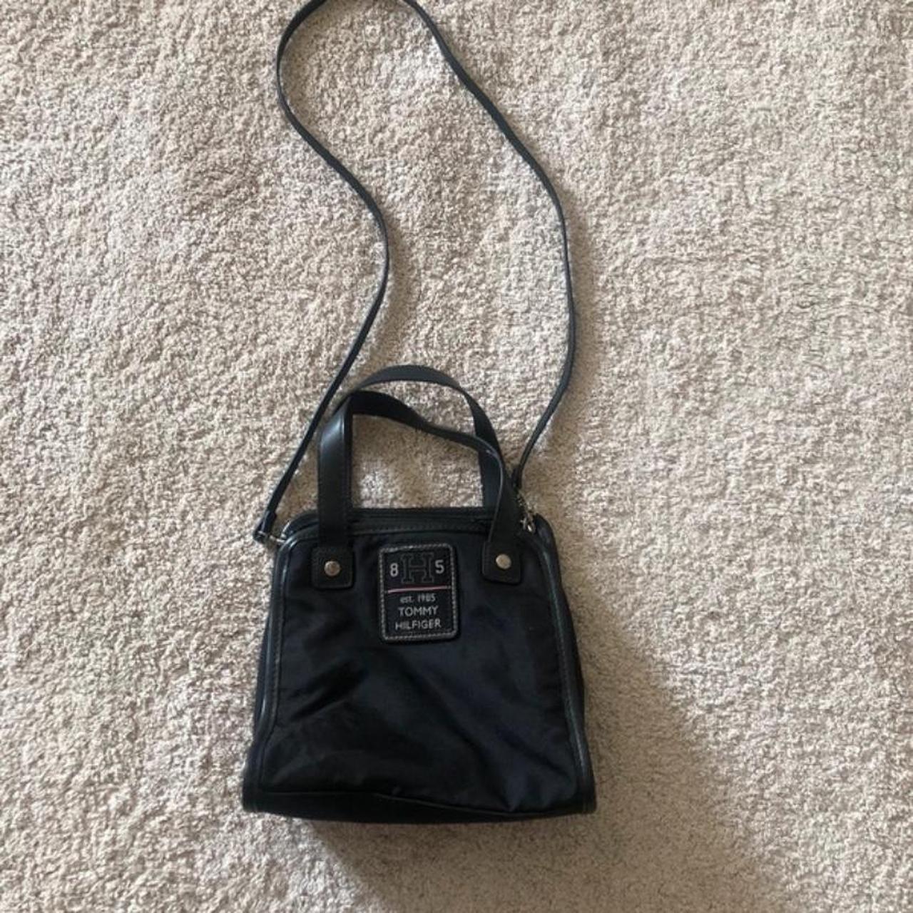 Tommy Hilfiger bag Marks and wear shown in the picture - Depop