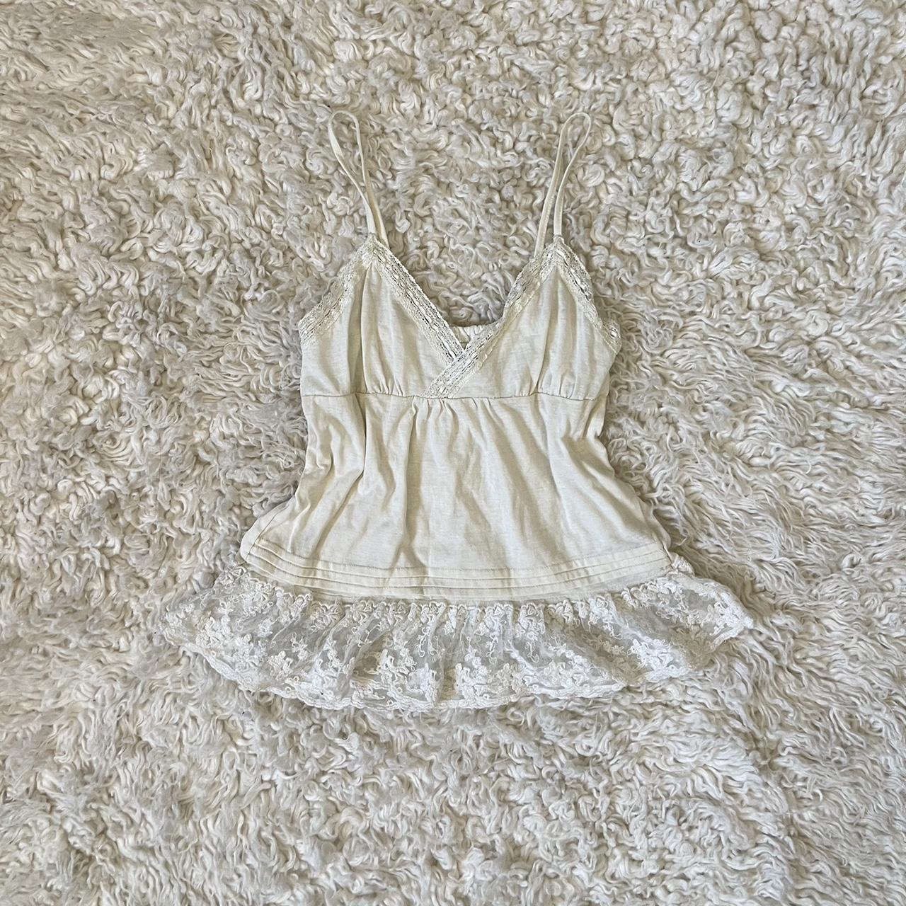 Y2K COTTAGECORE CAMI TANK TOP No flaws | Size... - Depop