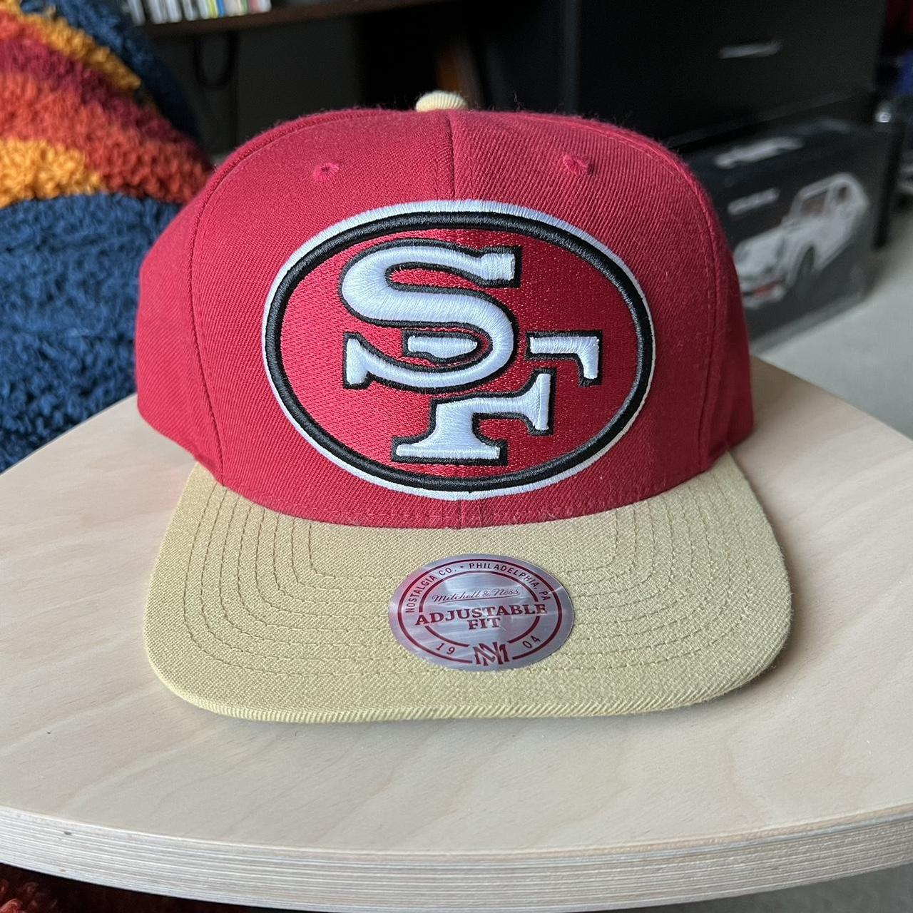 Mitchell & Ness Men's Red and Gold Hat | Depop
