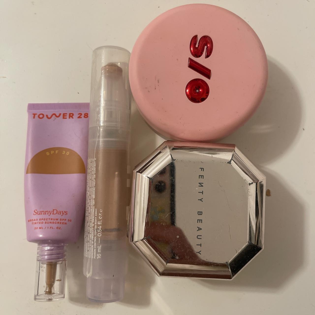 Makeup Bundle One size loose powder shade... - Depop