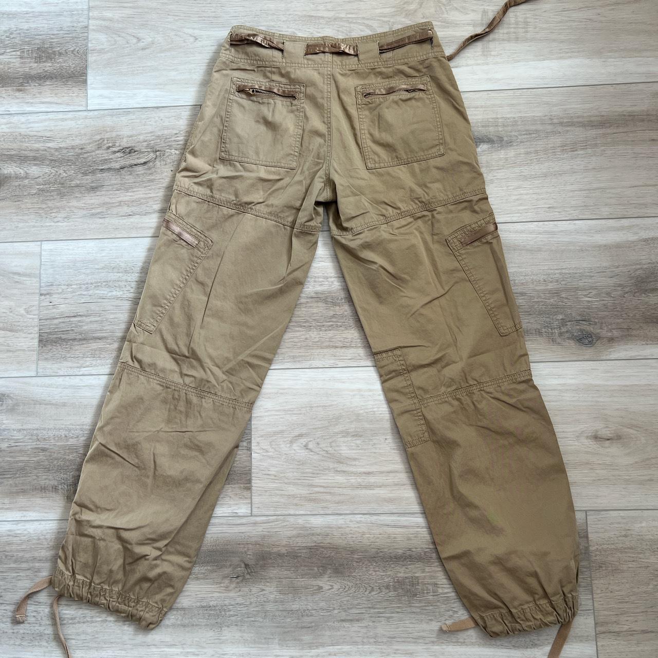 Roots jeans brown cargo pants Zip up pockets - Depop