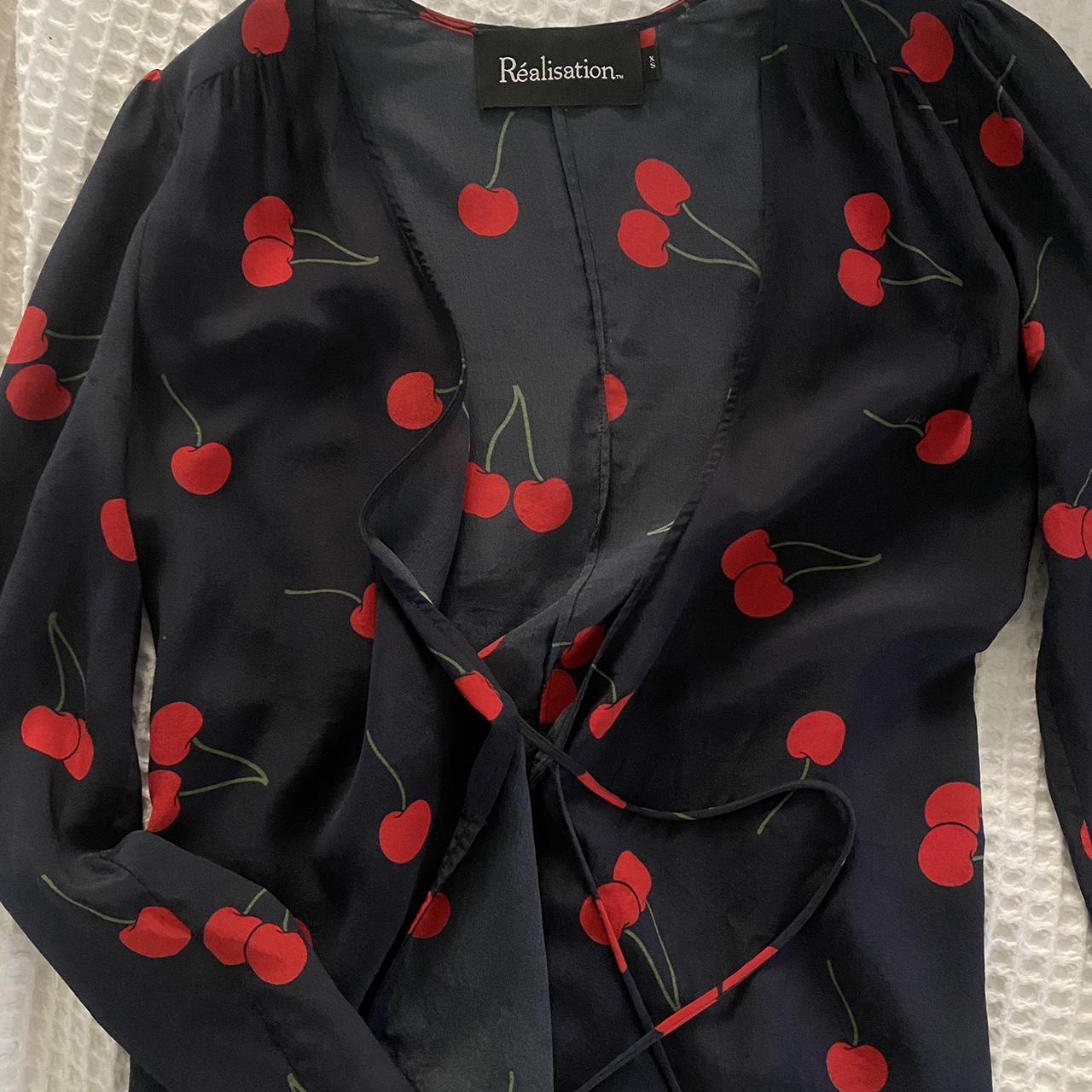 🍒Realisation Par Cherry Top XS 🍒Slight pulling on... - Depop