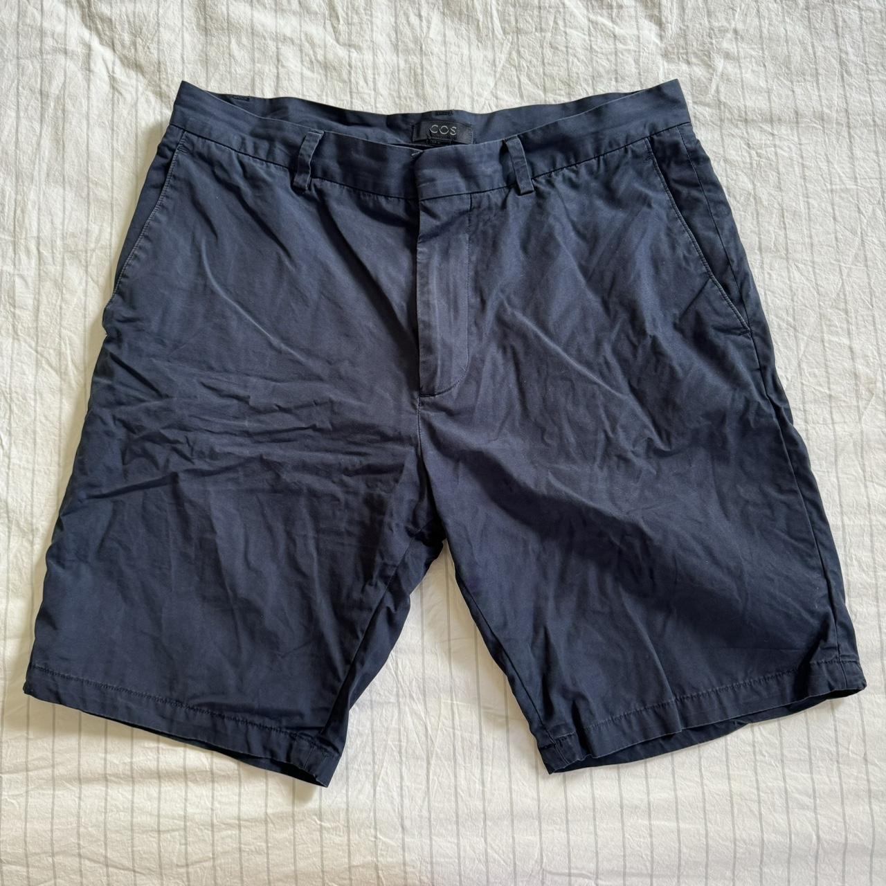 COS Men’s Shorts Navy Size eur 46 (au 30) Great... - Depop