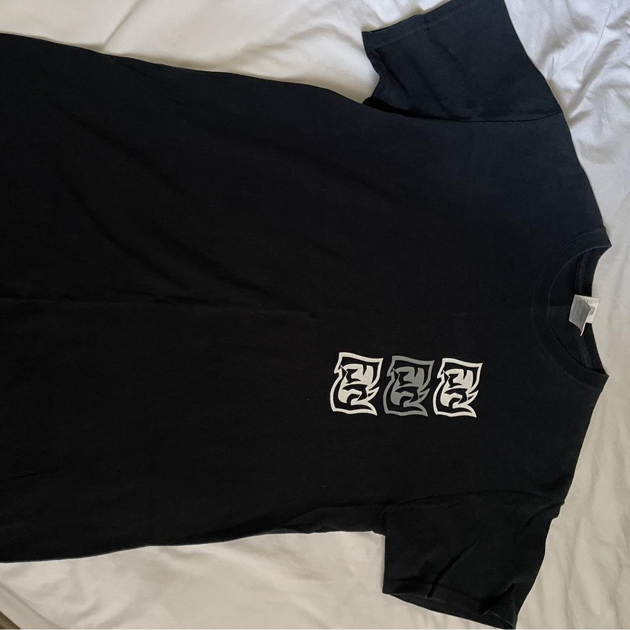 Fury feeling shirt Worn twice like NEW... - Depop