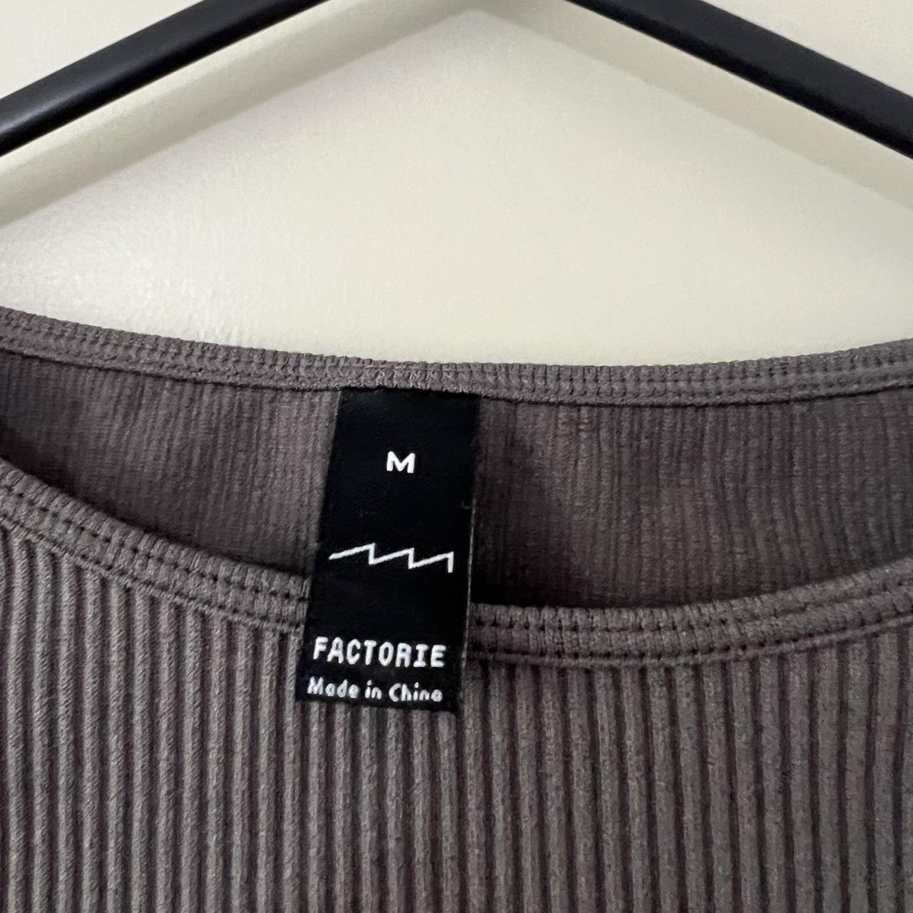 Factorie crop top In excellent condition Size medium - Depop