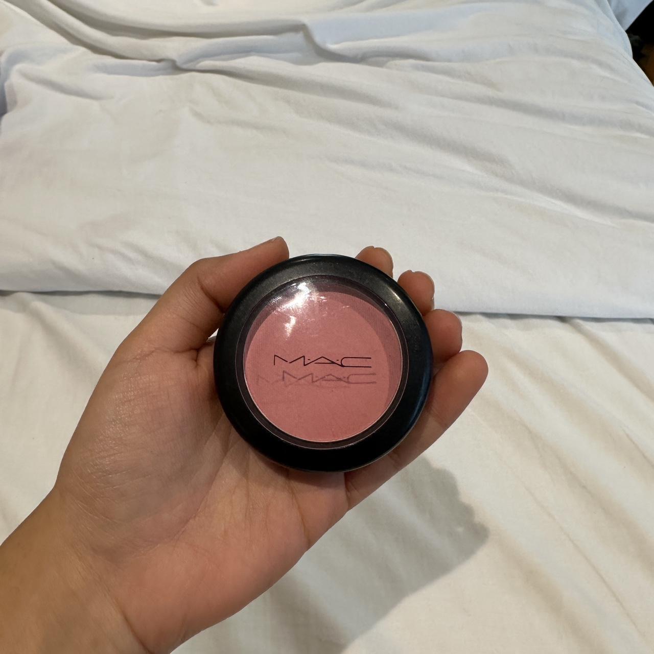 New Mac blusher. Never used. Wrong shade - Depop