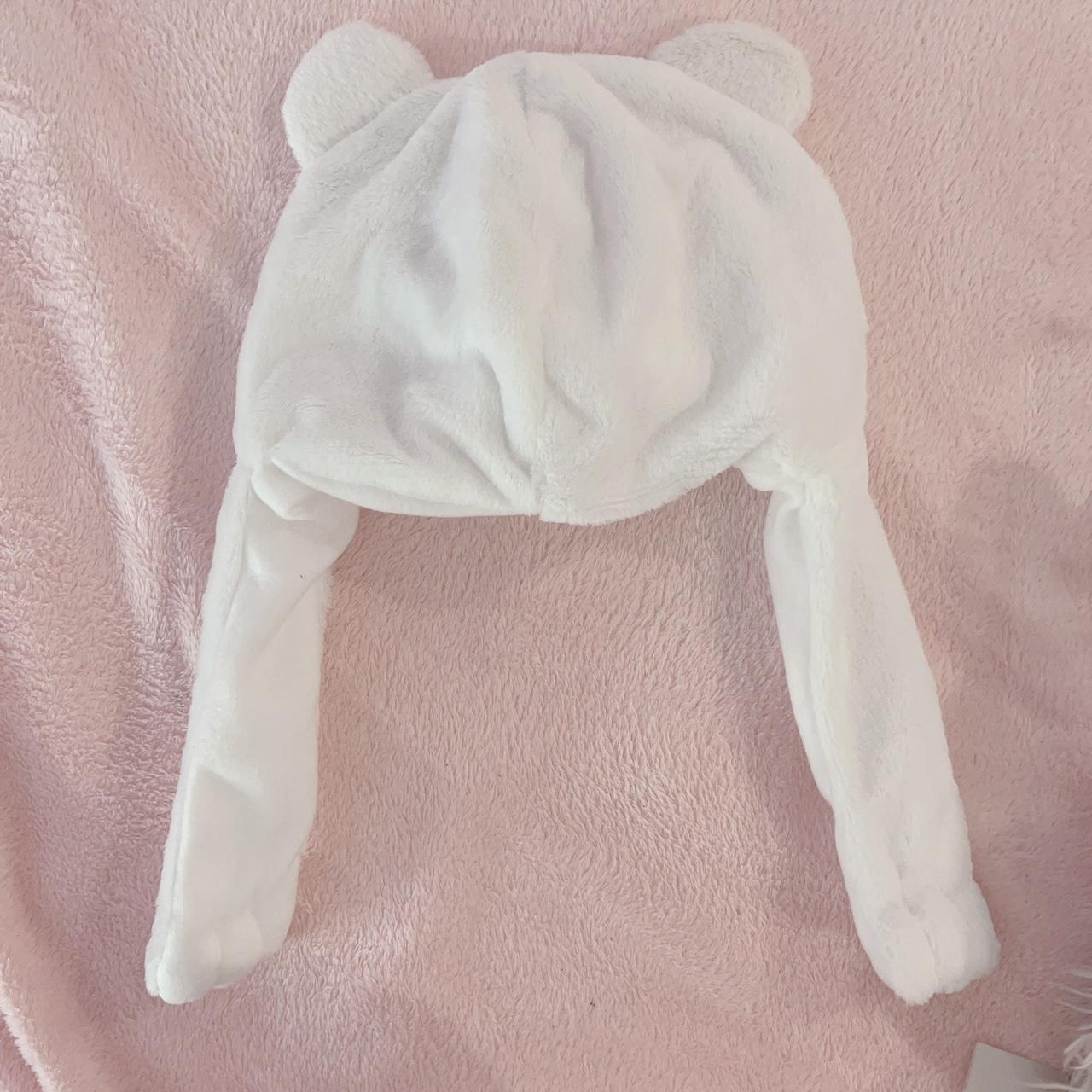 Women's White Hat | Depop