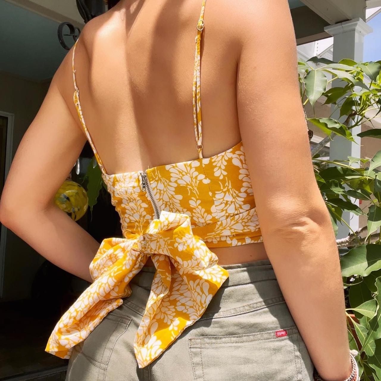 Amur Alva Selfie Leslie back ribbon tie floral print... - Depop