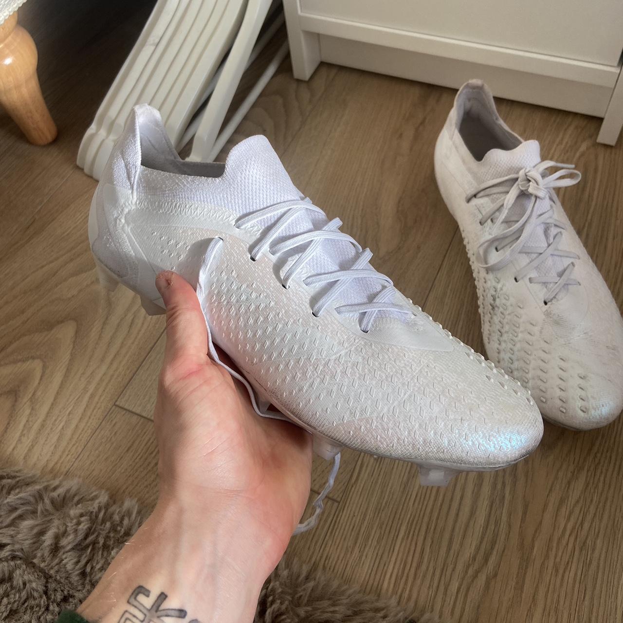 Adidas predator size 9 Worn 3 times on Astro - Depop