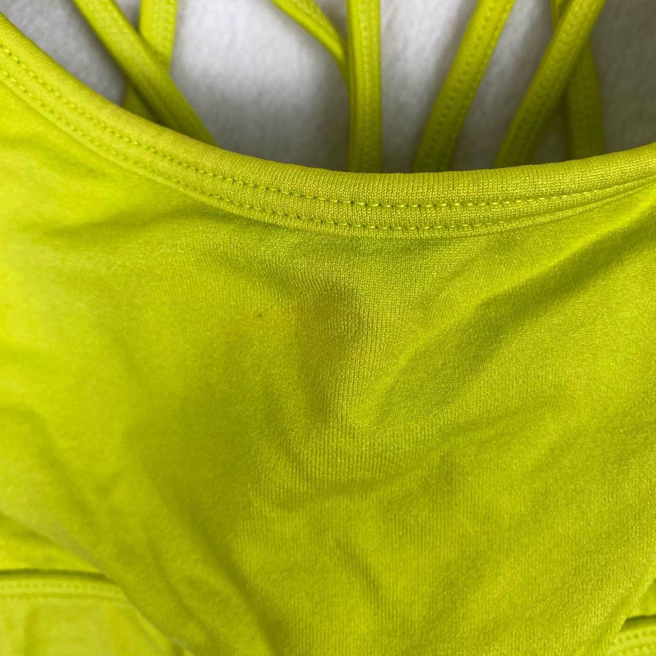 Fabletics Women's Green and Yellow Bra | Depop
