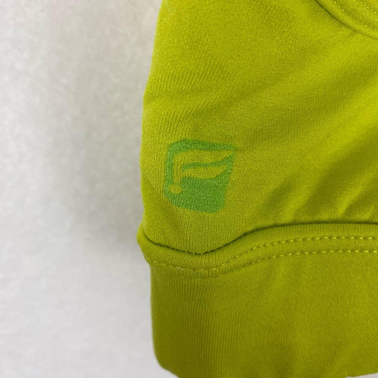 Fabletics Women's Green and Yellow Bra | Depop