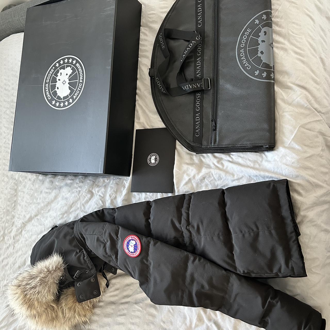 Canada Goose Chelsea parka Comes with box, coat bag,... - Depop