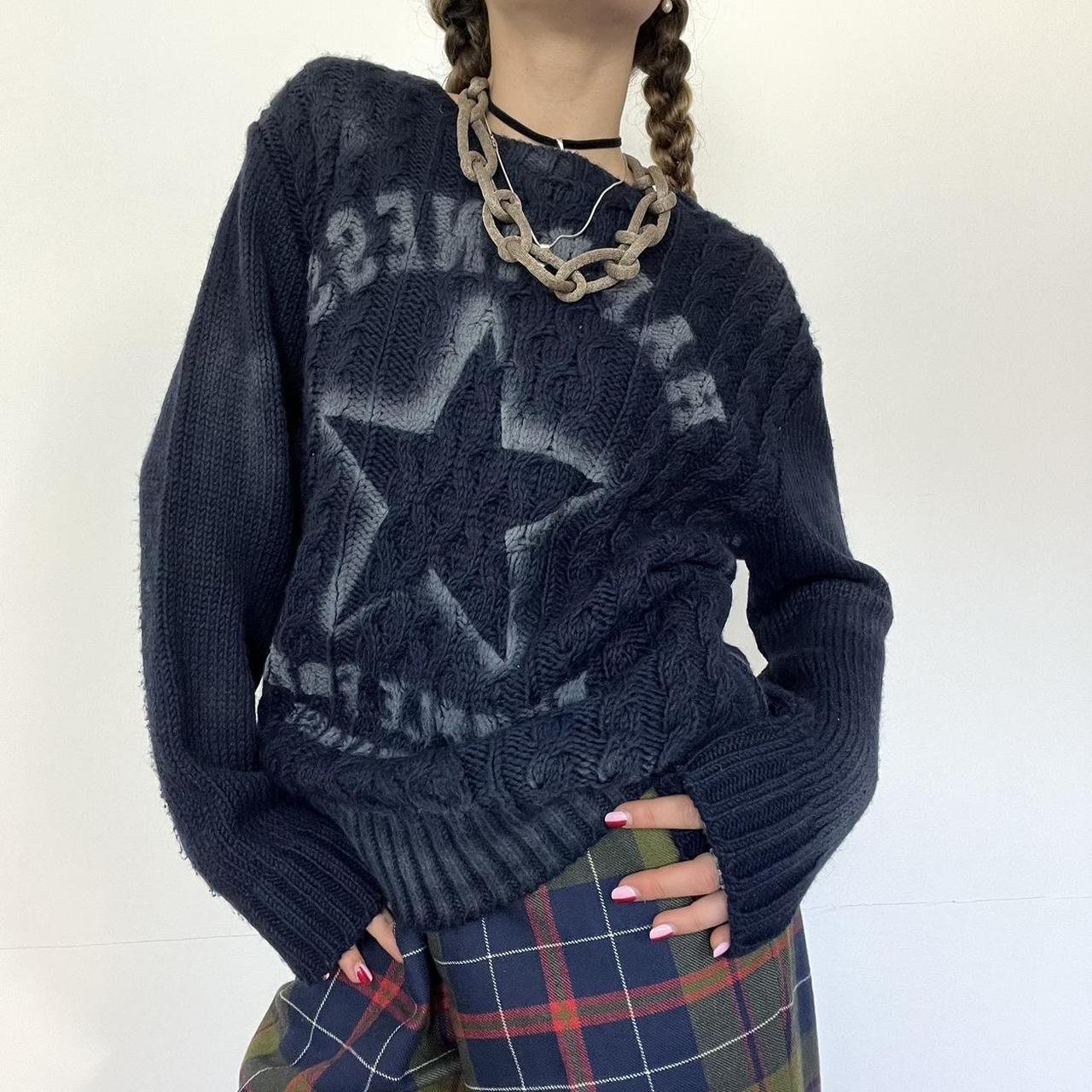 Vintage Y2k chunky knit graphic jumper. Size L,... - Depop