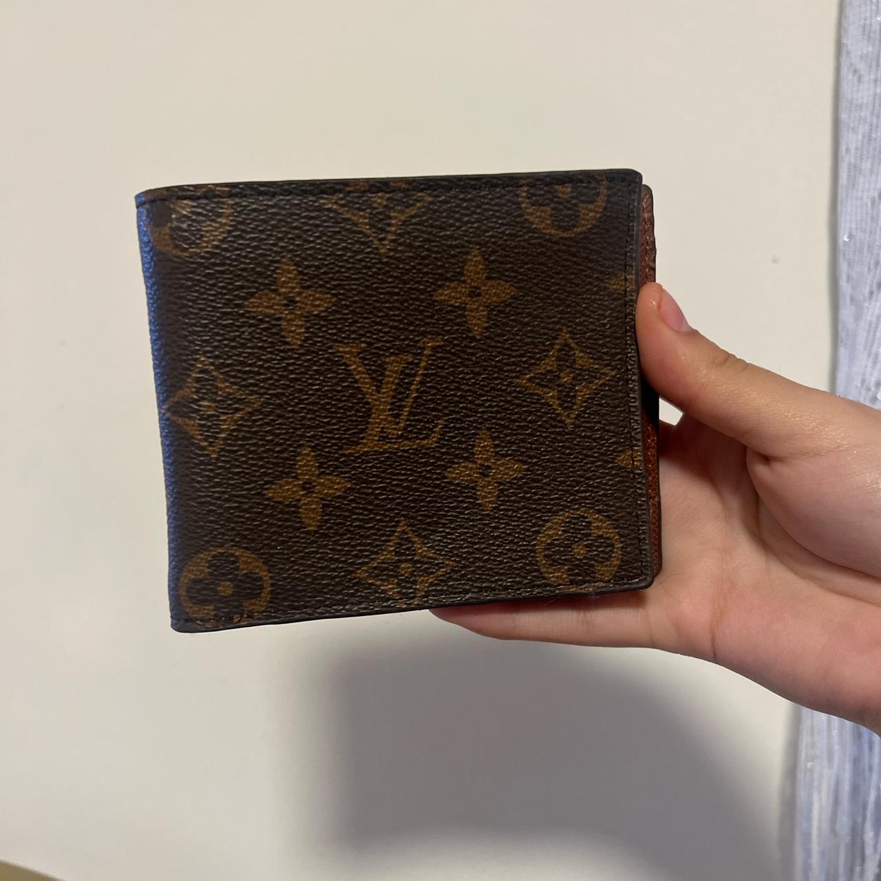 Lv rep inspired wallet New - Depop