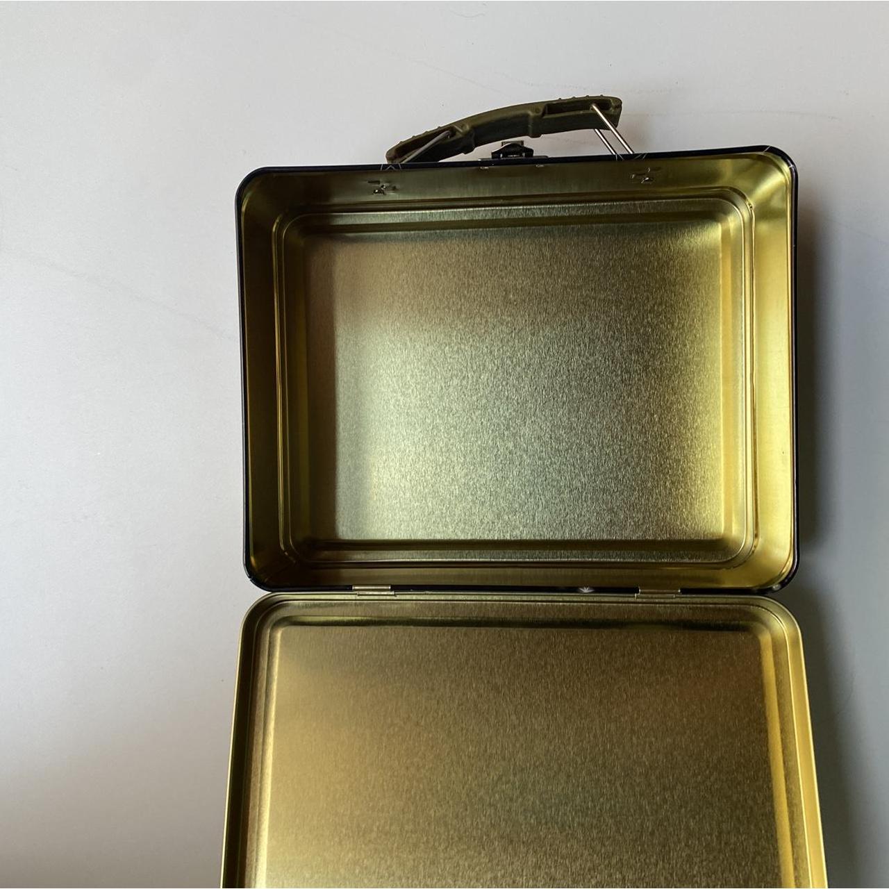 Adorable Hannah Montana lunchbox!!! Same design on... - Depop