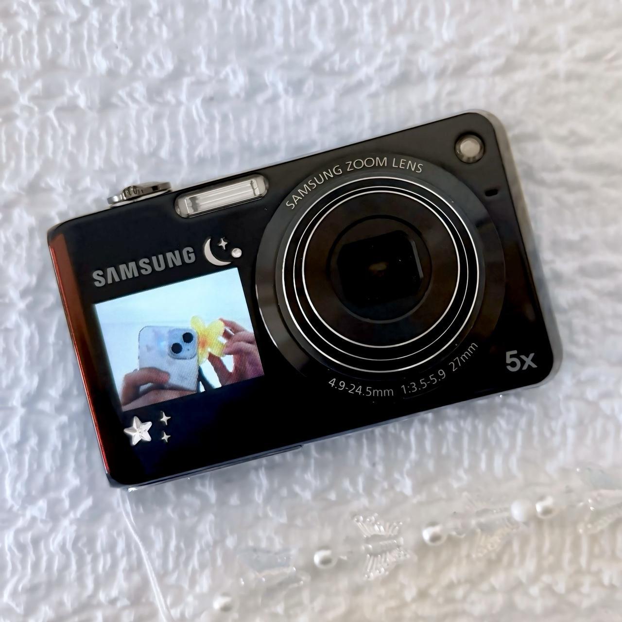 Samsung TL210 (dual screen) digital camera that is... | Depop