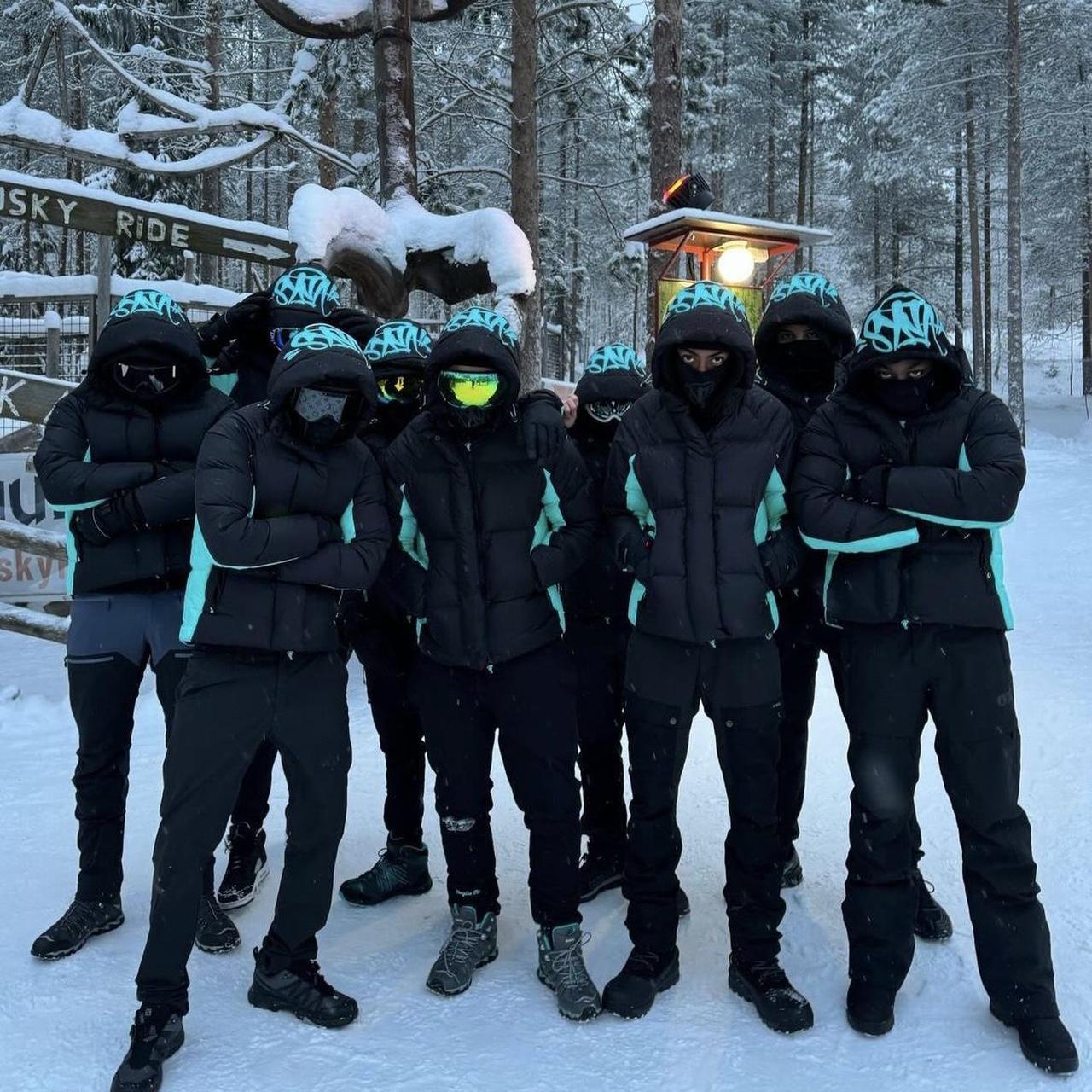 Syna turquoise/ black ski jacket... - Depop