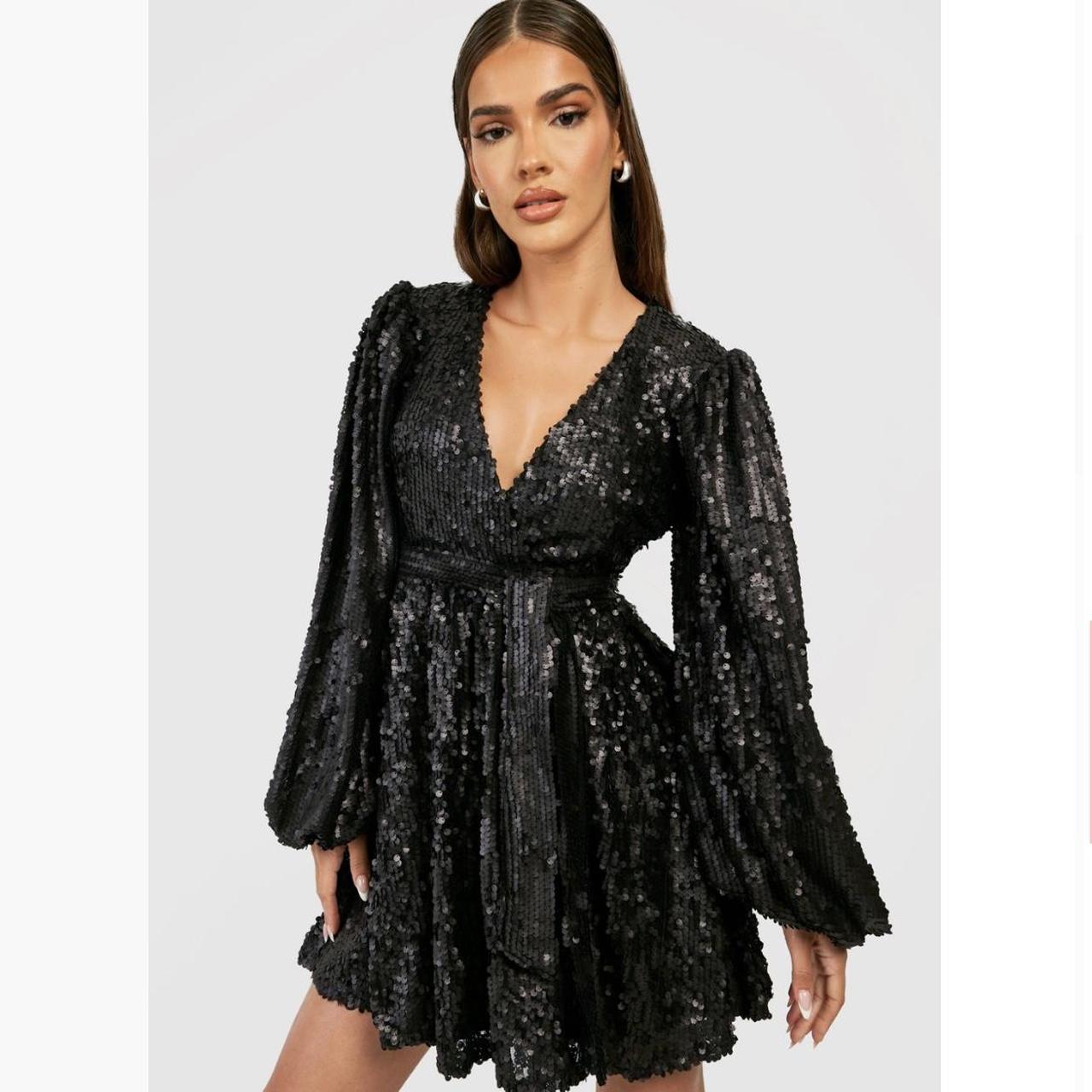 Boohoo Women's Dress | Depop