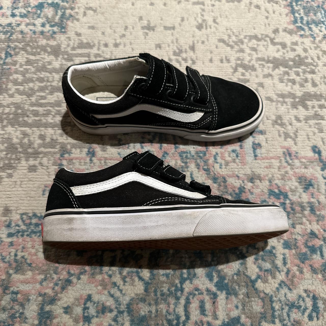 vans size & fit* us size 6.5 uk size 4 •us ship only - Depop