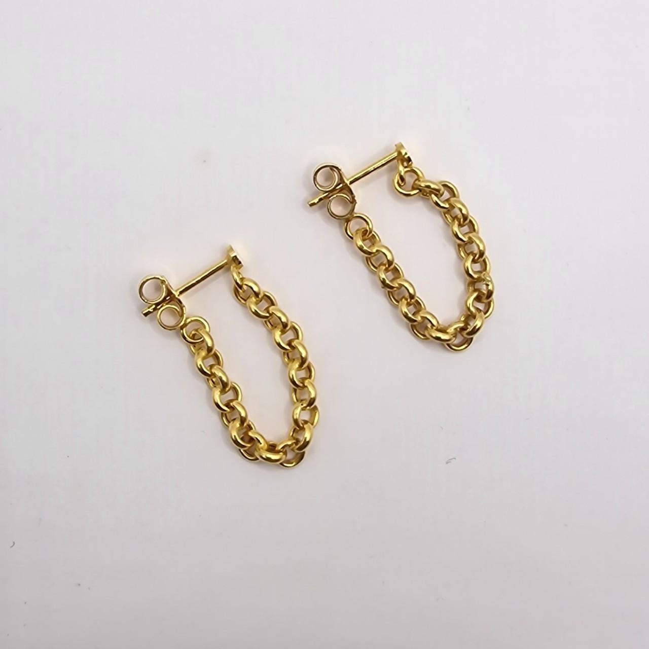 Vintage 9K Yellow Gold Front To Back Chain Stud Post... - Depop