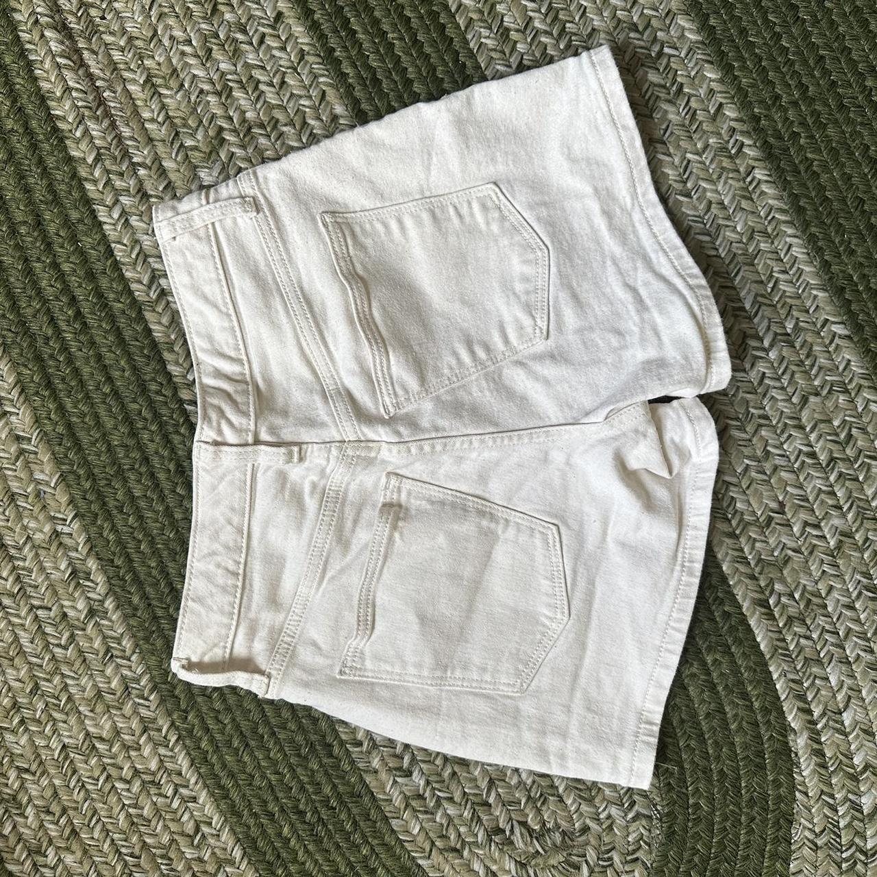 White / cream universal thread shorts Pretty... - Depop